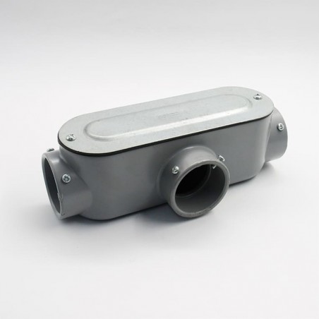 C2T9 - Conduleta de 2" en T EMT